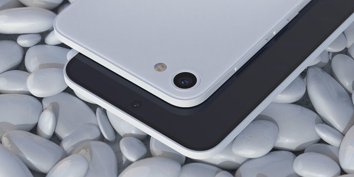 Microsoft Surface Solo Renders Leaked | Cashify Blog